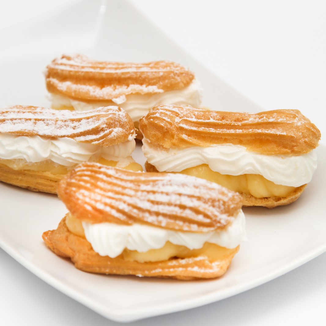 Mini-Eclere cu Frisca Cofetaria INA Ostratu