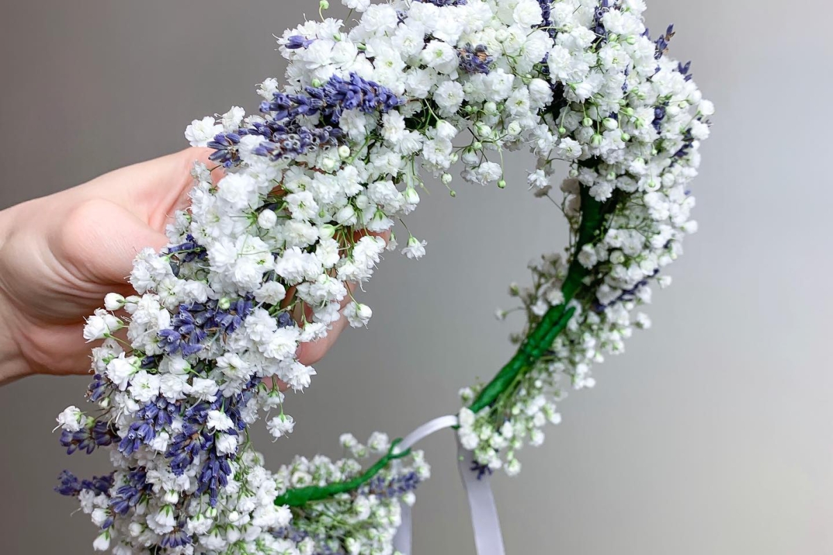 Coronita din Levantica si Gypsophila | OkFlora.ro